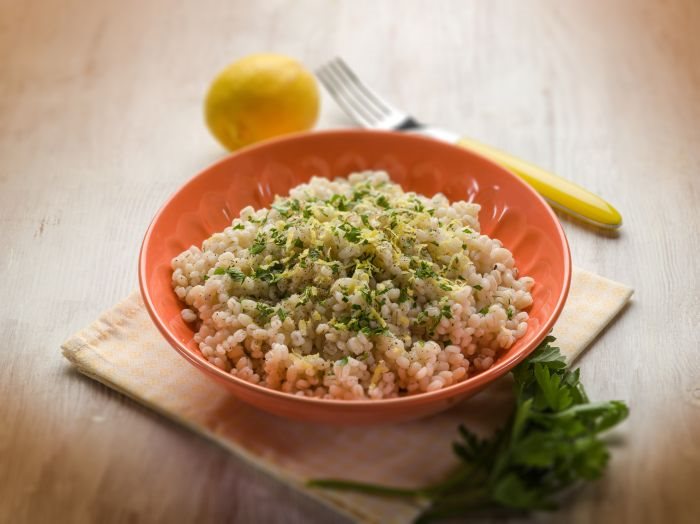 Zdrav obrok: veganski pilav od ječma i badema (RECEPT) | Sensa