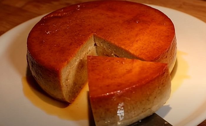 SAMO MLEKO, JAJA I BANANE: Napravite mekani kolač bez brašna, bez ...
