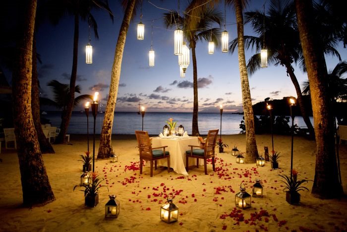 8 ROMANTIČNIH MESTA NA KOJIMA SU SE VERILI POZNATI PAROVI: destinacije na kojima živi energija ...