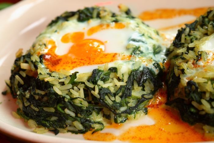 KAKO SE PRAVI KAPAMA: Recept za staro jelo od spanaća | Sensa