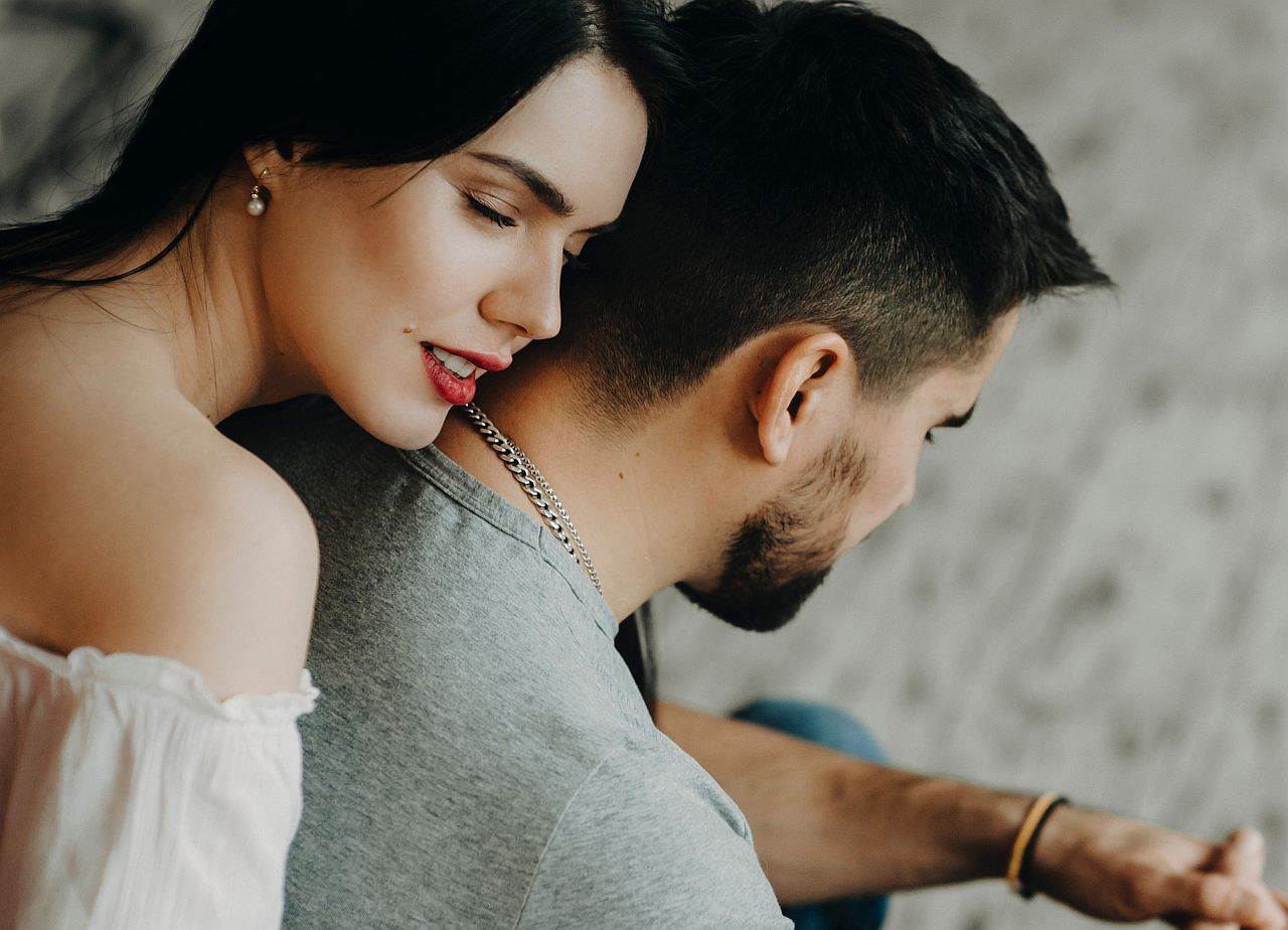 Kada vas partner ne upoznaje sa porodicom i prijateljima | Sensa